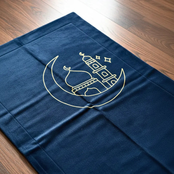Custom Embroidered Prayer Mat - Velvet Prayer Mat – Karyan Art | كاريان أرت